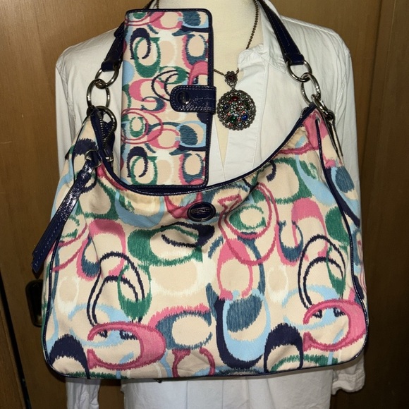 Coach | Bags | Coach Signature Ikat Print Hobocrossbody Style F24452 ...